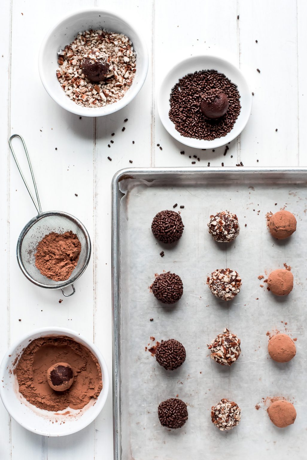 4-Ingredient Chocolate Truffles - Garnish & Glaze