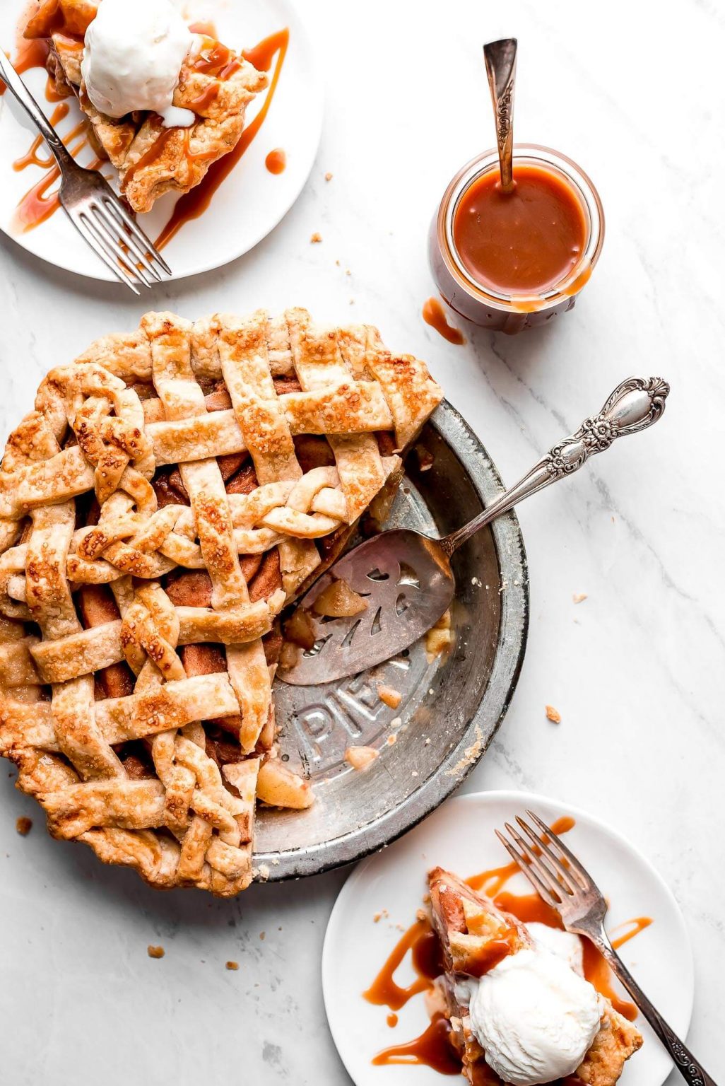 Fresh Pear Pie - Garnish & Glaze