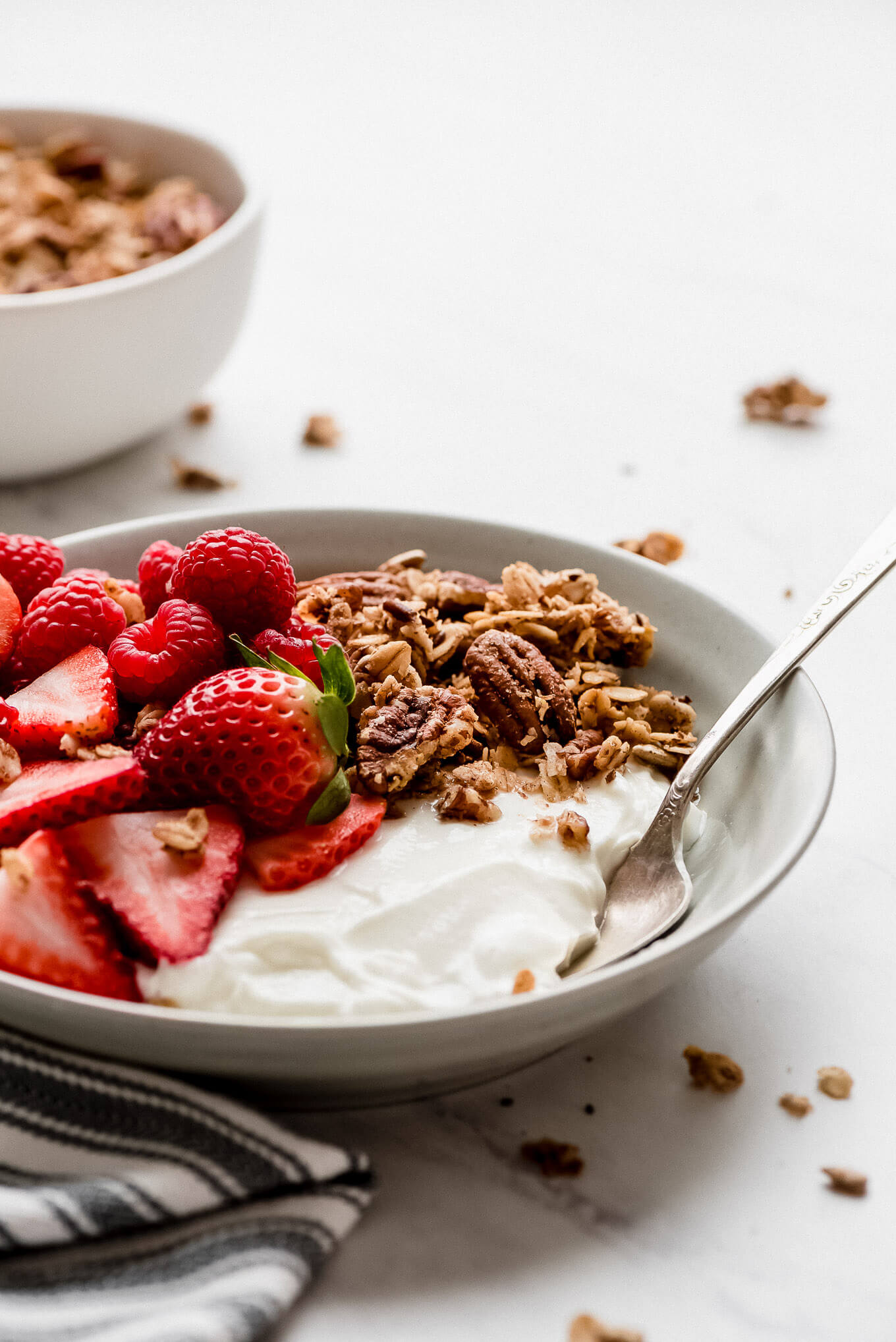 4 Greek Yogurt Bowls That Keep You Feeling Full Garnish Glaze